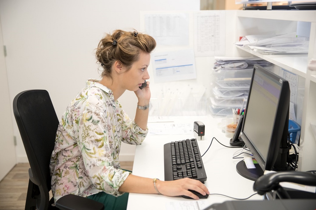 Customer Story - VECOZO, Sign and iDIN